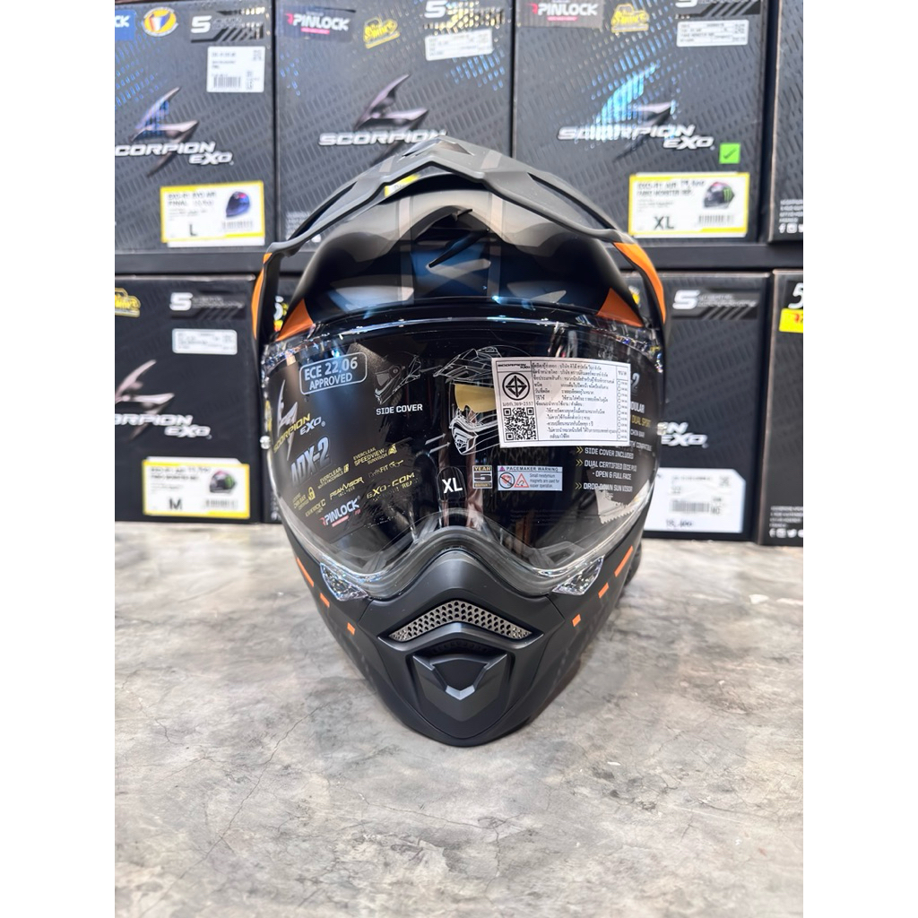 หมวกกันน็อคScorpion ADX-2 Lewis Helmet สี Matt Black/Orange ,Matt Black ...