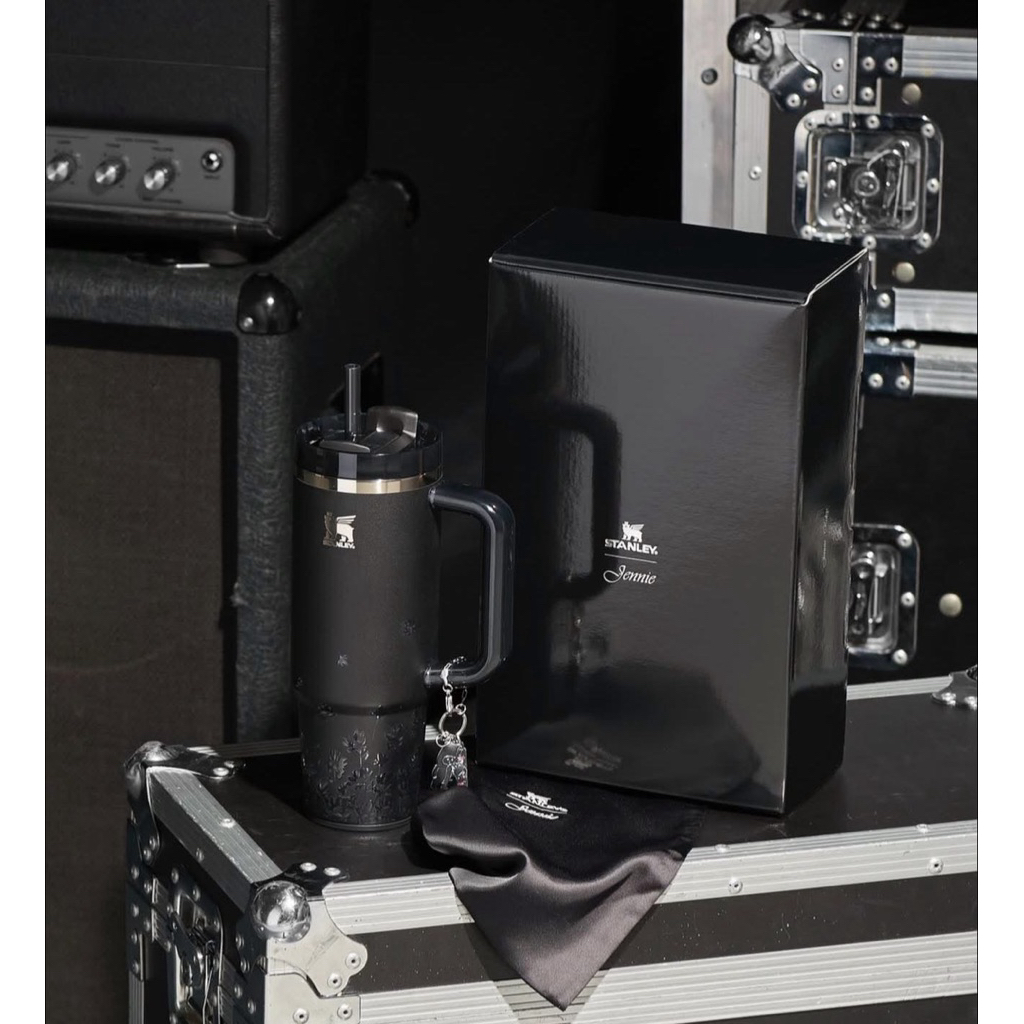 Stanley x Jenni สี Midnight Ruby (กระติกน้ำเก็บความเย็น) | Shopee Thailand