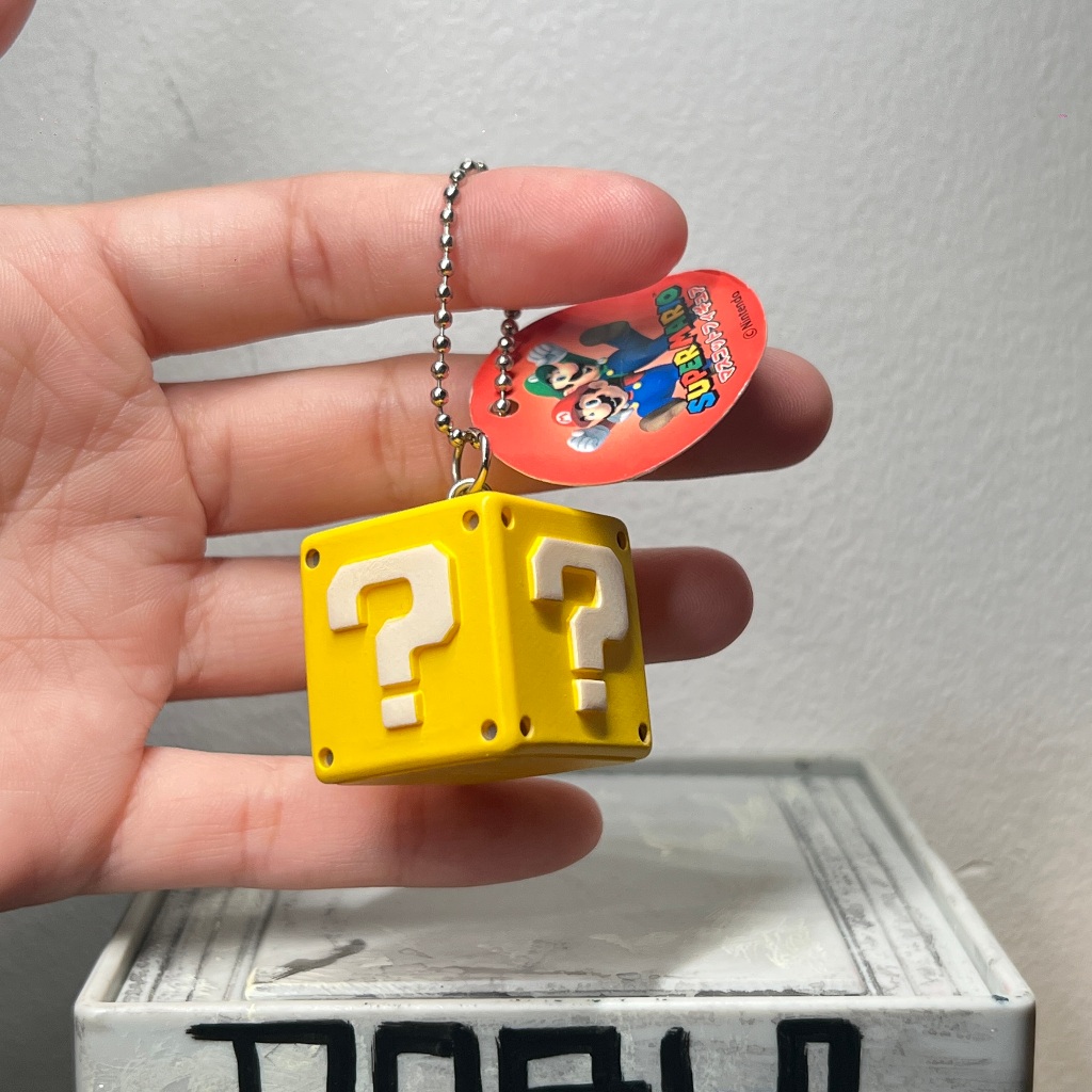 พวงกุญแจ Super Mario - Question Block Keychain | Shopee Thailand