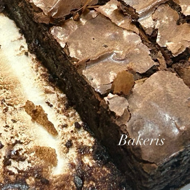บราวนี่ / Chewy brownie เนื้อหนึบ ดาร์กช็อคโกแลตแท้เข้มข้น - Bakeris ...