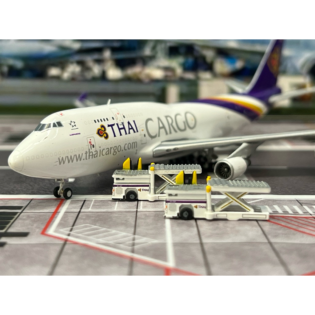อุปกรณ์สนามบิน คาร์โก้เซ็ต 1:400 Thai Airways Cargo set (CG4054 ...