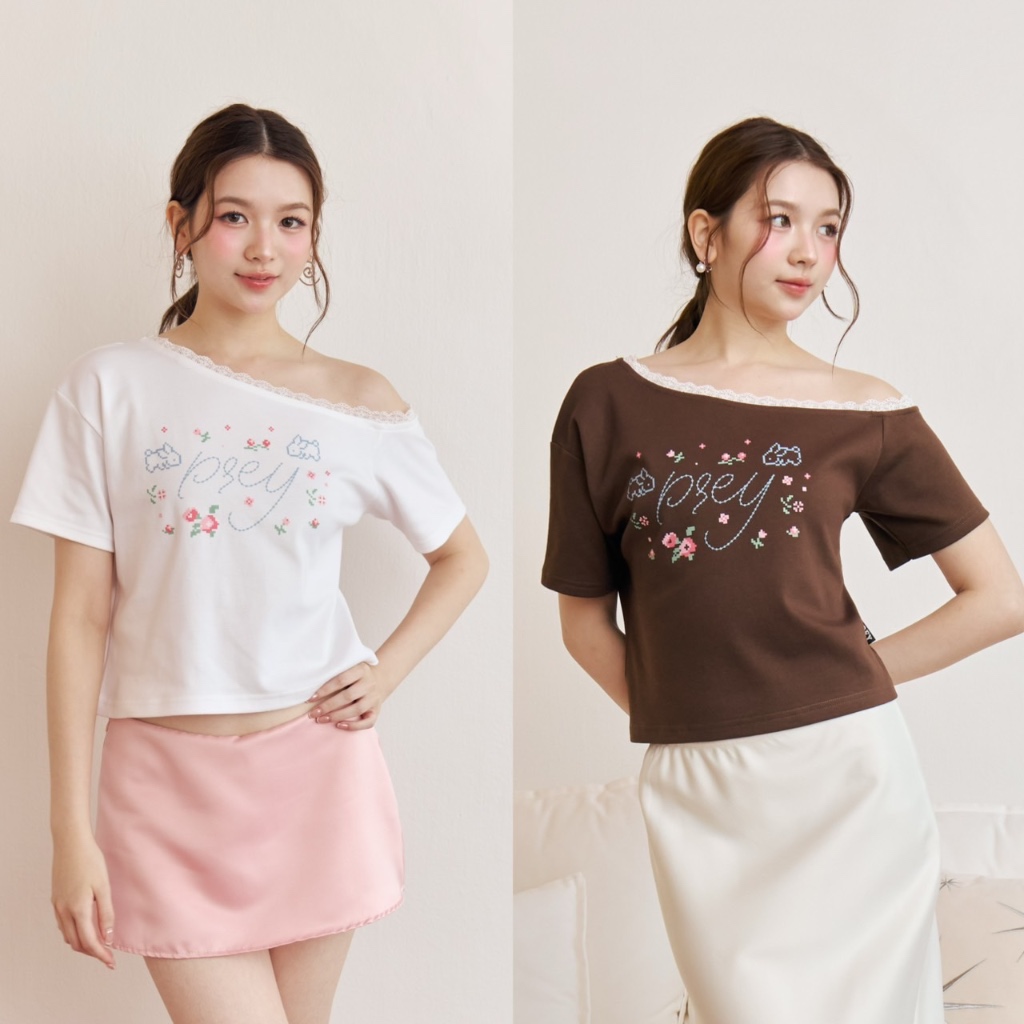 (พร้อมส่ง)prey เสื้อปาดไหล่ beads bunny off shoulder top | Shopee Thailand