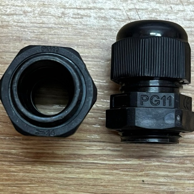 เคเบิ้ลแกลนด์ สีดำ PG7 / PG11 / PG13.5 / PG25 ไม่มี O ring (ราคาต่อ 1 ...