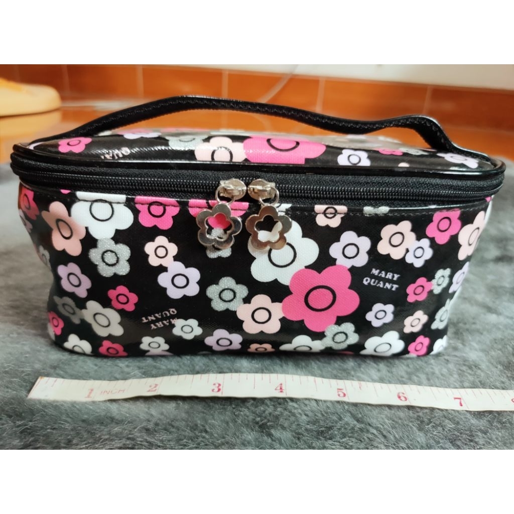 กระเป๋าใส่เครื่องสำอางMary quant london มือสองญี่ปุ่นใหม่มาก | Shopee ...