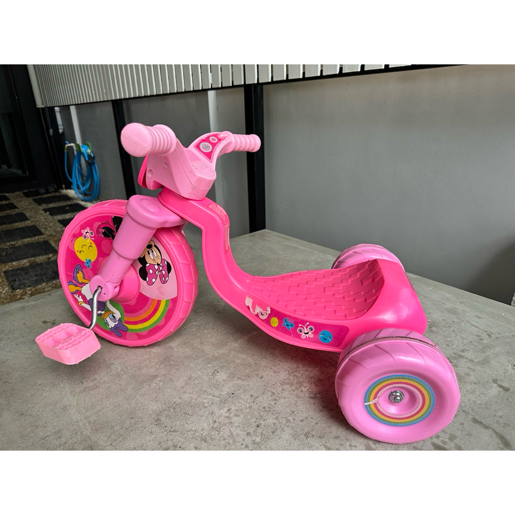 รถสามล้อ Minnie Mouse 10" Fly Wheels Junior Cruiserมือสอง | Shopee Thailand