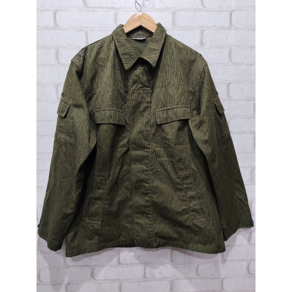 เสื้อแจ็คเก็ตทหารวินเทจลายฝน (Rain Pattern Camo) อก 48"ยาว 29.5 ...