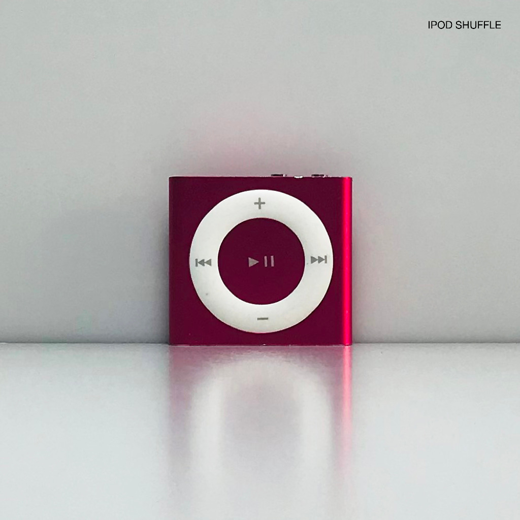 เครื่องเล่น MP3 ‘SHUFFLE’ รุ่น 4 ความจุ 2G ตำหนิมีริ้วรอย รอยขีดข่วน ฝา ...