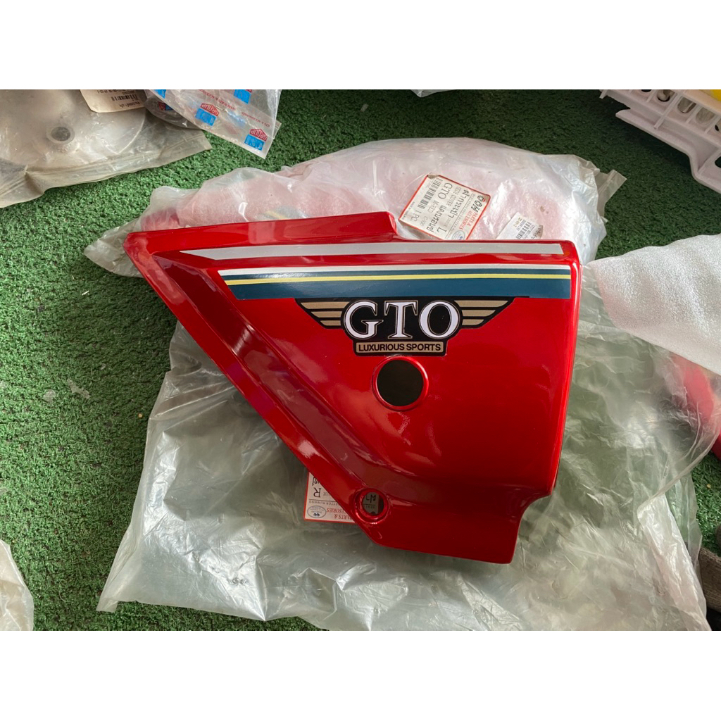 ฝากระเป๋าข้าง Kawasaki Gto m1-m2 ( ใส่ m4-m6 ไม่ได้ )ของใหม่เก่าเก็บงาน ...