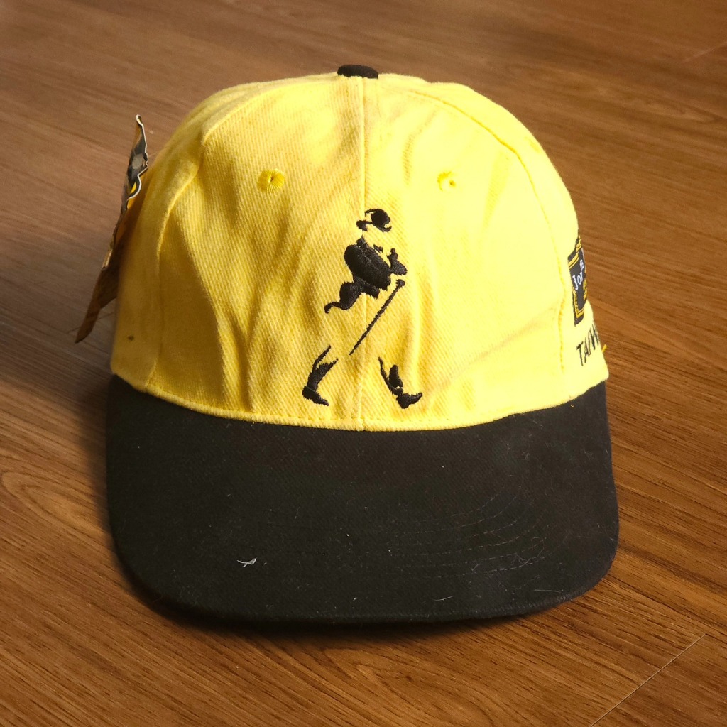 Vintage Johnnie Walker Cap เป็นของใหม่ แต่อาจจะยับๆหน่อย | Shopee Thailand