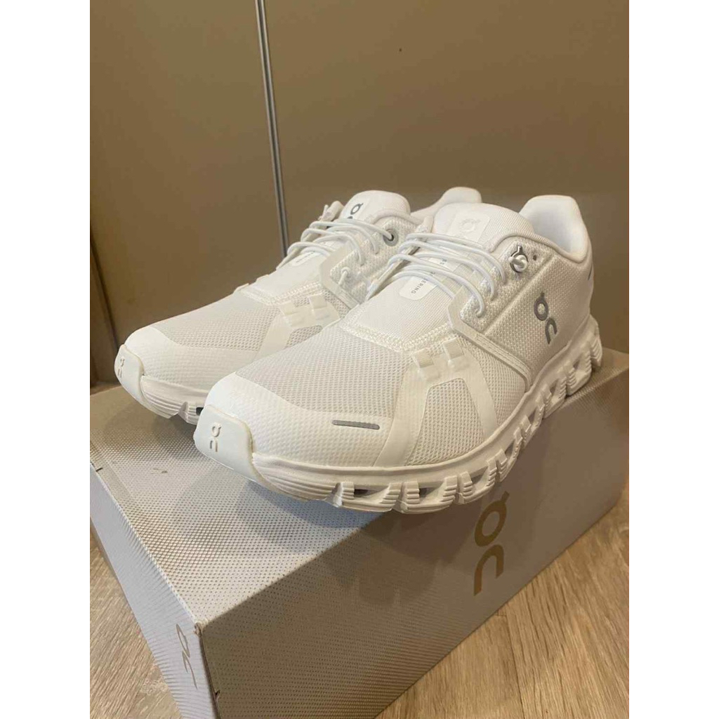หมด OnCloudมือ1แค่ลองสวมสวยมากผ่อนได้ | Shopee Thailand