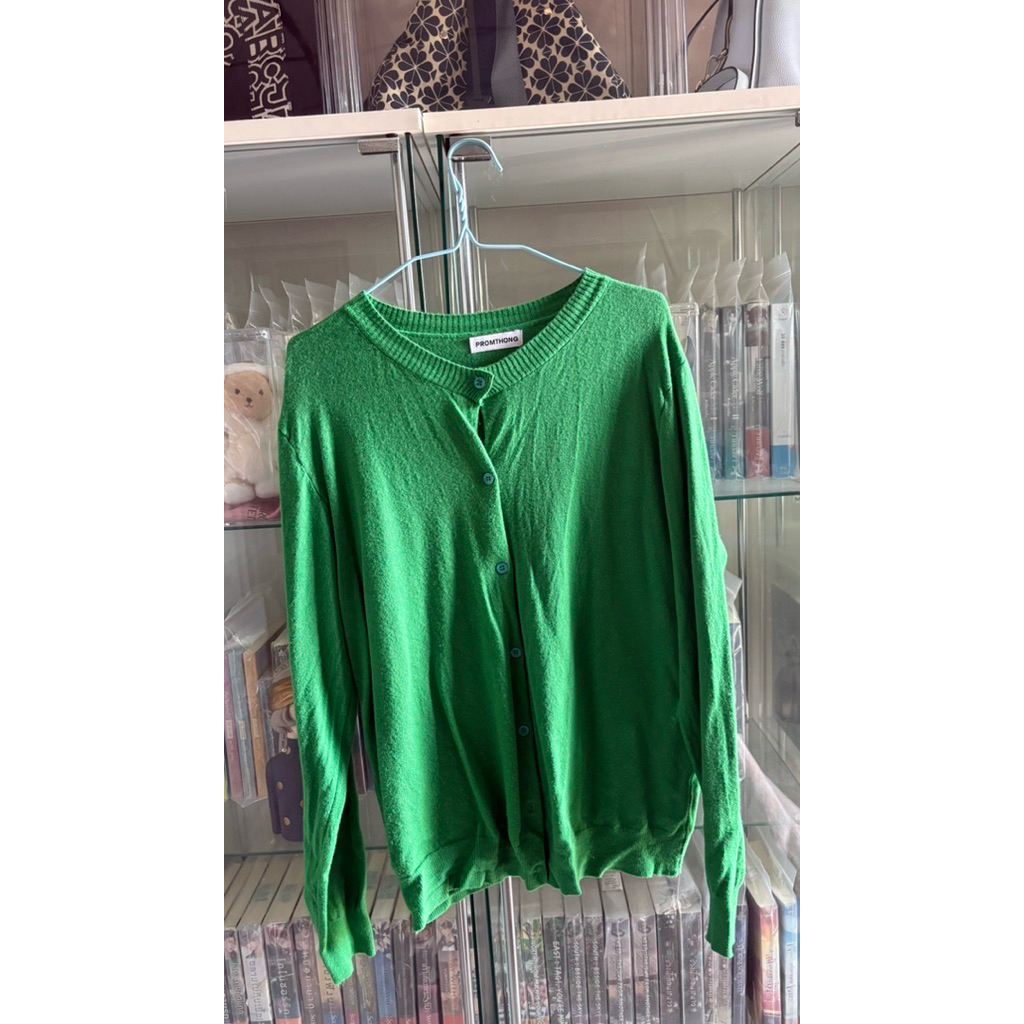 แคนดิแกรน promthong มือสองสภาพดี ส่งต่อ รอบอกประมาณ 42 | Shopee Thailand