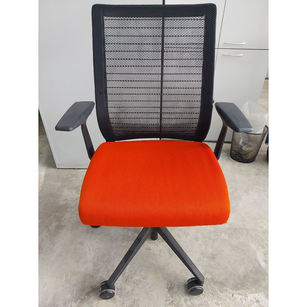 Steelcase Think Chair V1 เก้าอี้สำนักงานเพื่อสุขภาพ ระบบ Ergonomic ปรับ ...