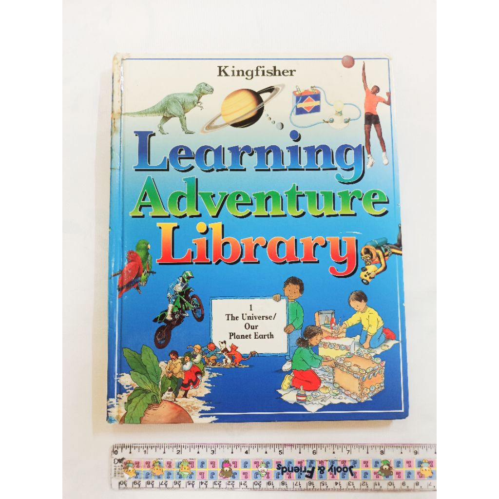 มือสองปกแข็ง Learning Adventure Library: The universe our planet earth ...