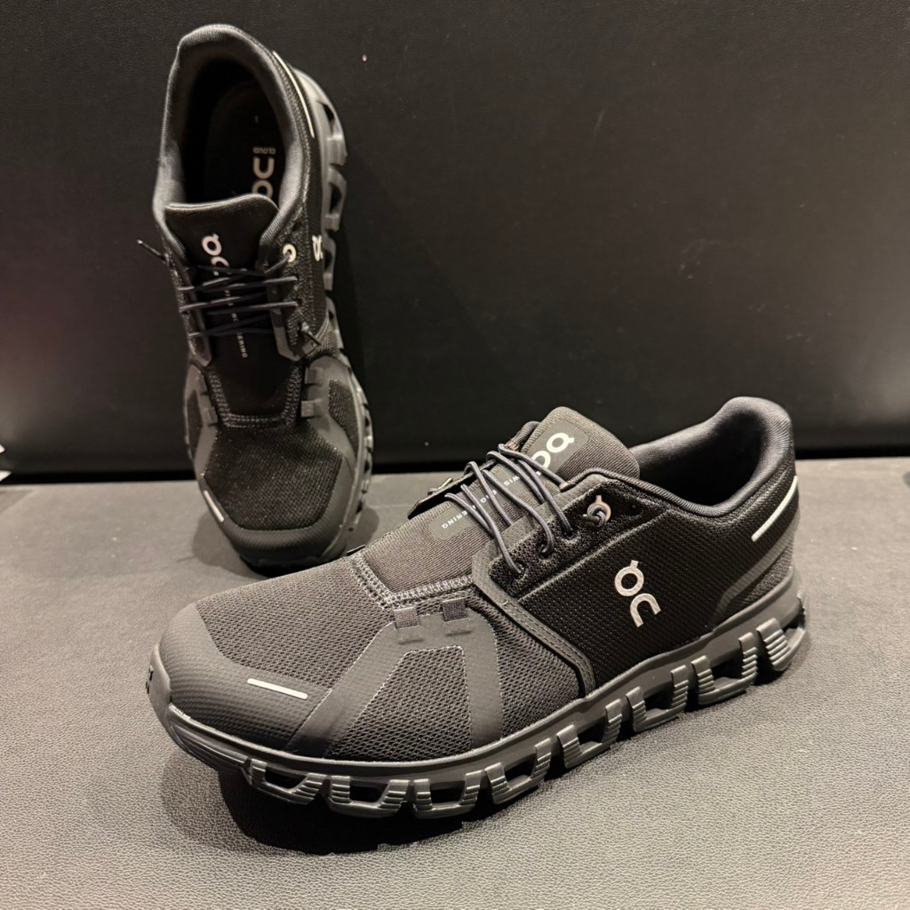 ON M CLOUD 6 สีดำล้วน | Shopee Thailand