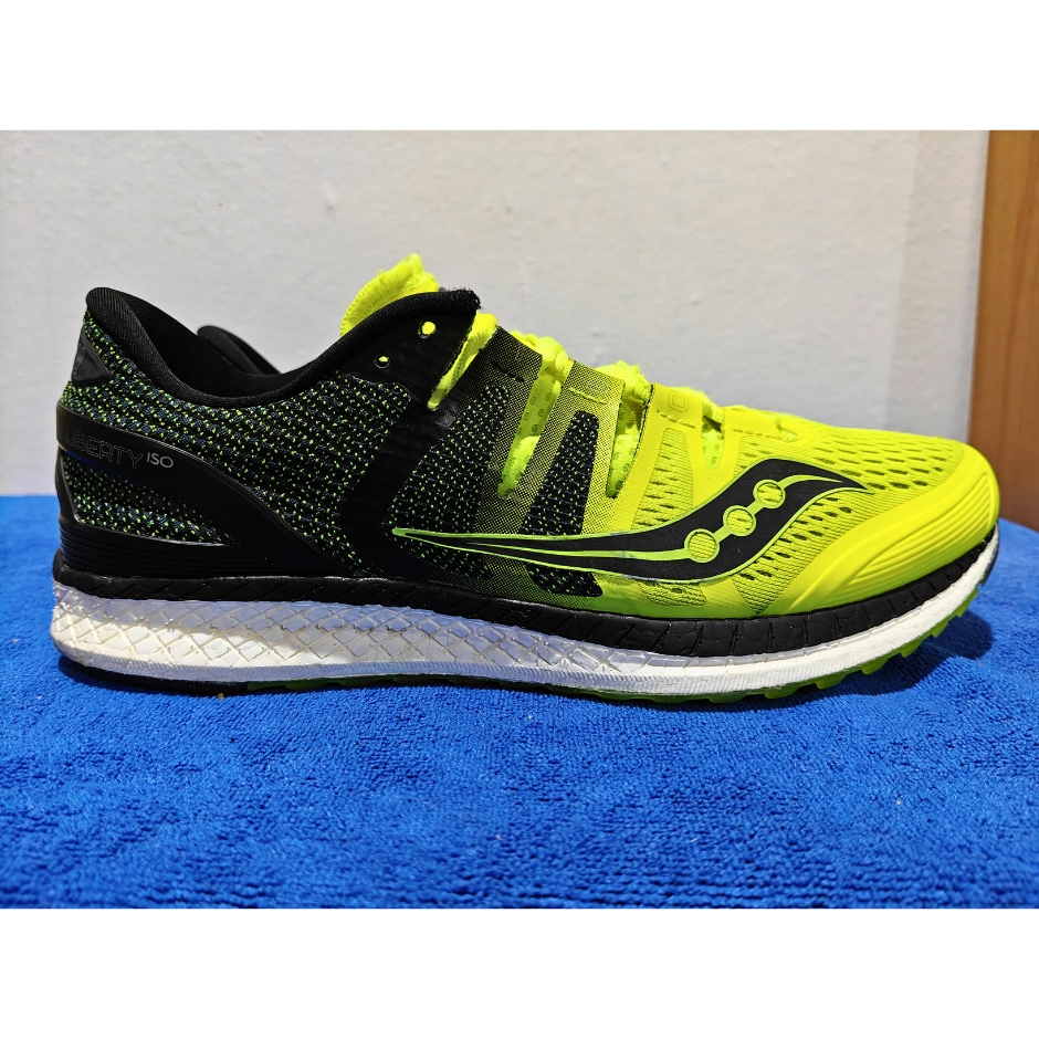 รองเท้าวิ่งมือสอง Saucony Liberty ISO ไซซ์ 9US / 42.5EUR / 27CM ...