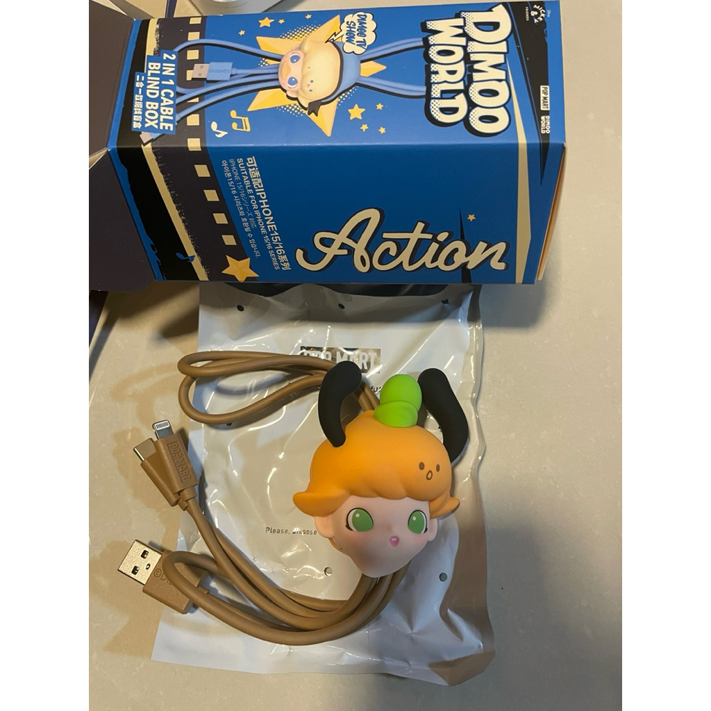 พร้อมส่ง🛵POPMART DIMOO WORLD DISNEY Series-2 in 1 Cable (เช็คตัว) ของ ...