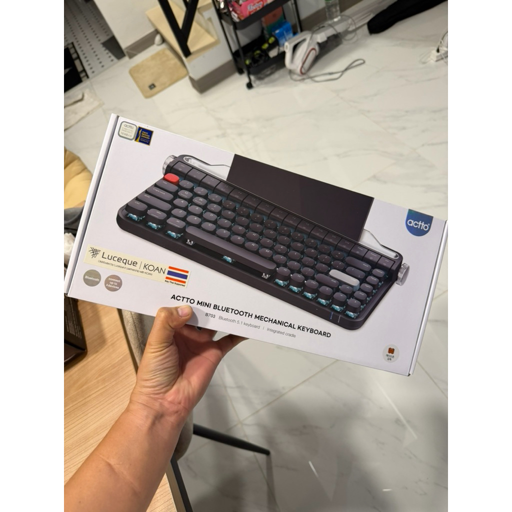 คีย์บอร์ด Actto Mini Bluetooth Mechanical Keyboard B703 เคลียร์สต๊อกสินค้าใหม่มือหนึ่งครับ ...