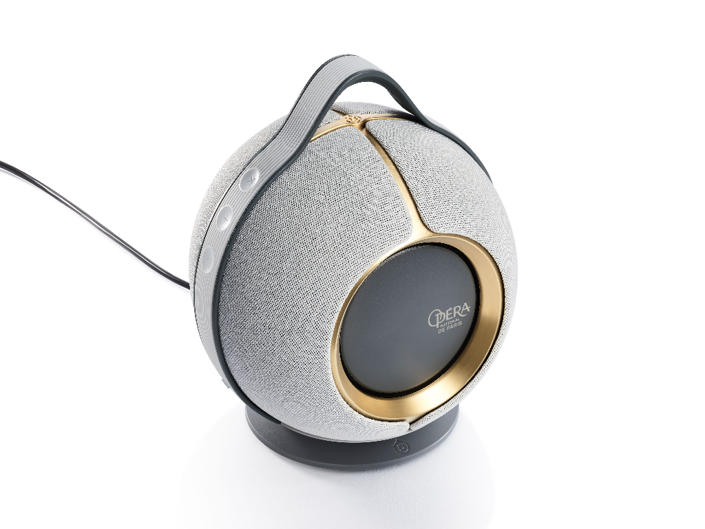 DEVIALET Mania Station - Light Grey แท่นชาร์จไร้สายสำหรับลำโพงพกพา ...