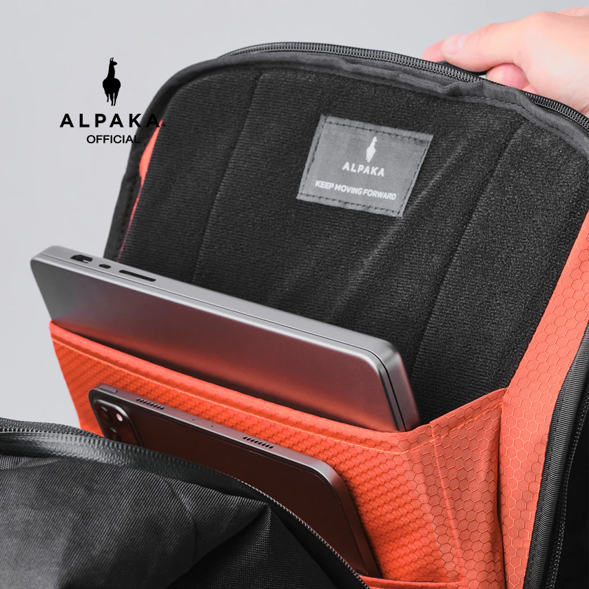 กระเป๋า Alpaka - Shift Pack V2 ECOPAK สี Black Knight | Shopee Thailand