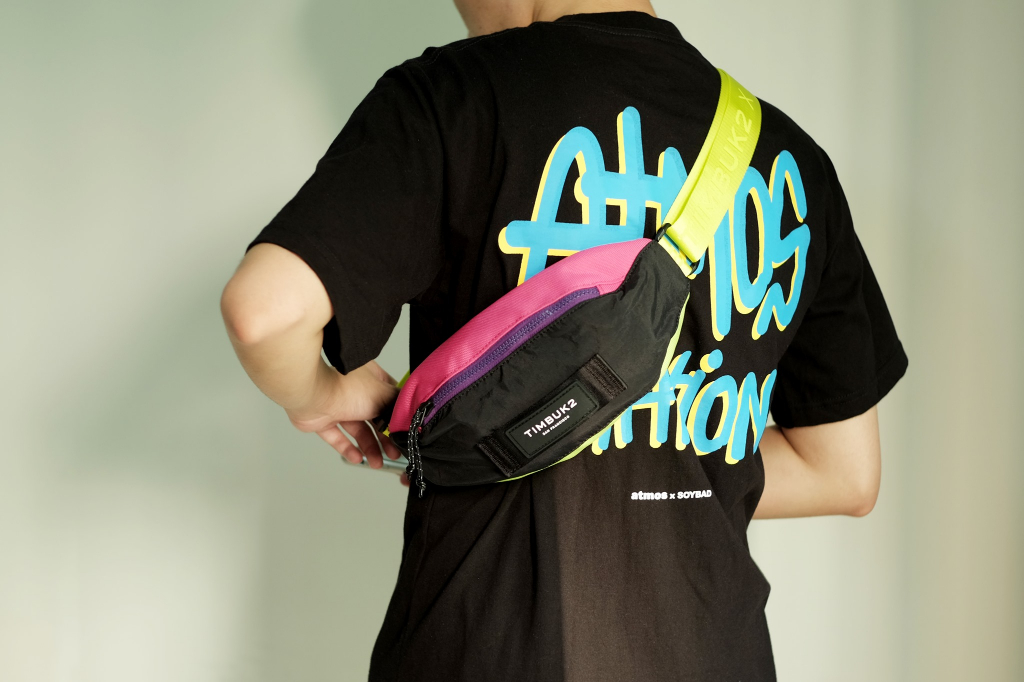 [Collaboration] TIMBUK2 x atmos Slacker Chest Pack - Retro (3919-3-1058) กระเป๋าคาดอก คาดเอว ...