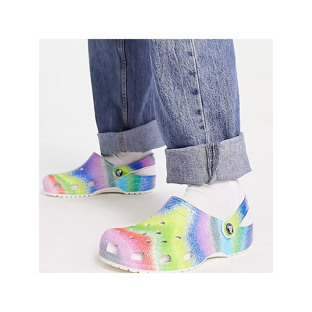 Crocs Collection รองเท้าแตะ CR UX CS Spray Dye Clog 208054-0C4 / 208054 ...