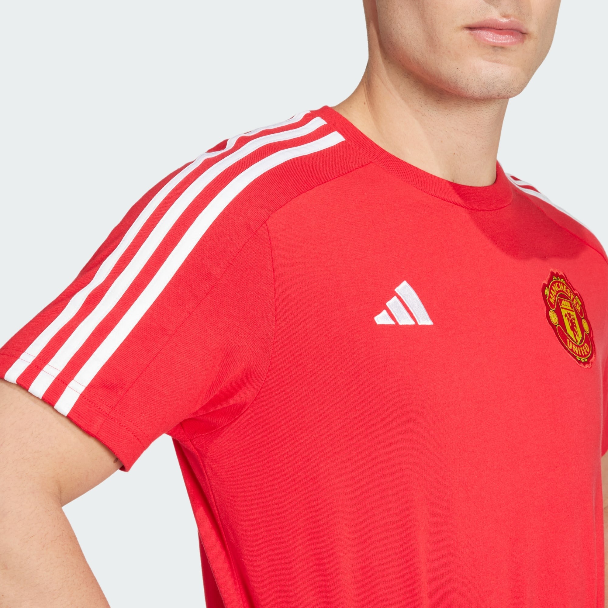 Adidas เสื้อกีฬาผู้ชาย Manchester United DNA Tee | Mufc Red ( IT4162 ...
