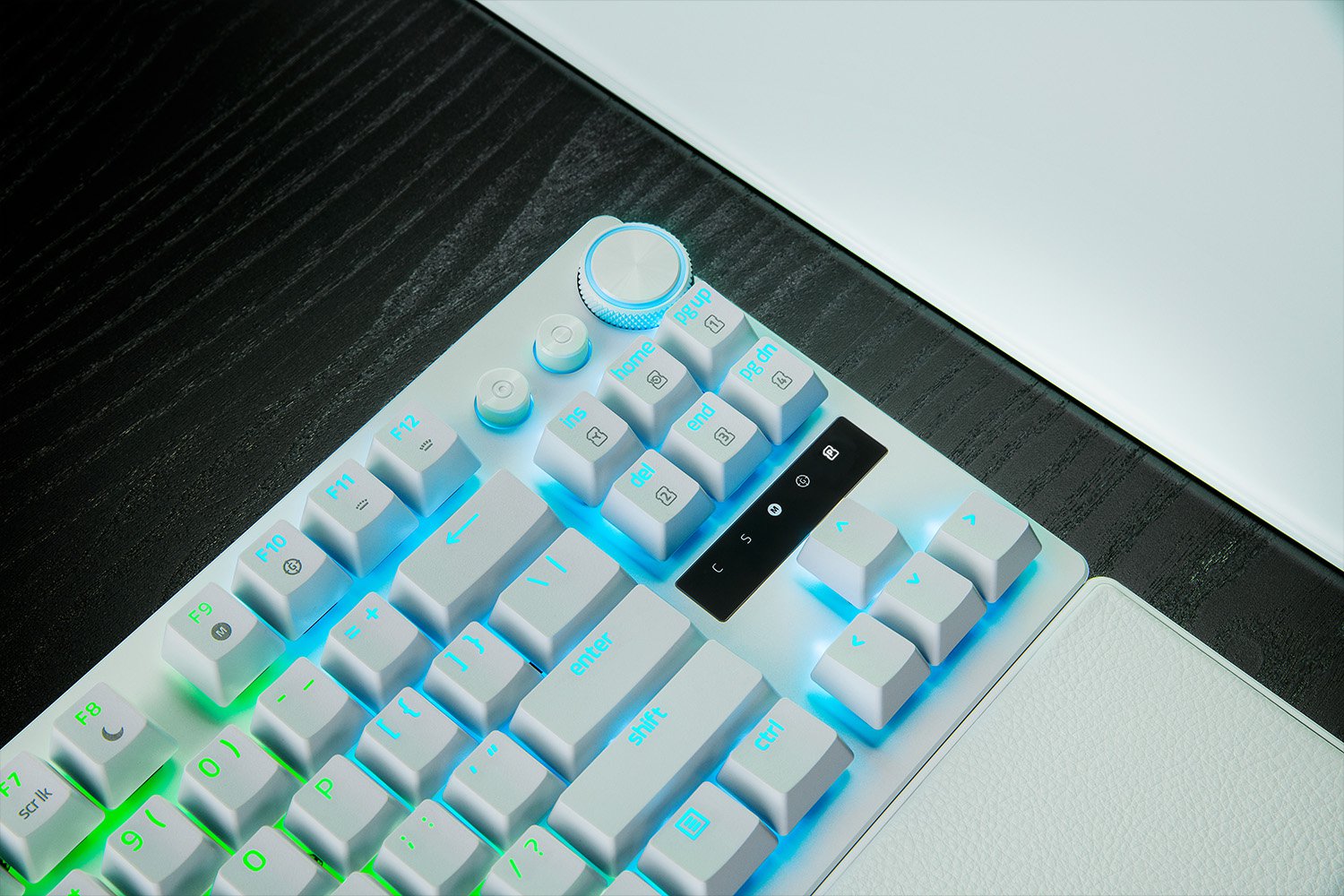 Razer Huntsman V3 Pro TKL - Tenkeyless Analog Optical Esports Keyboard ...