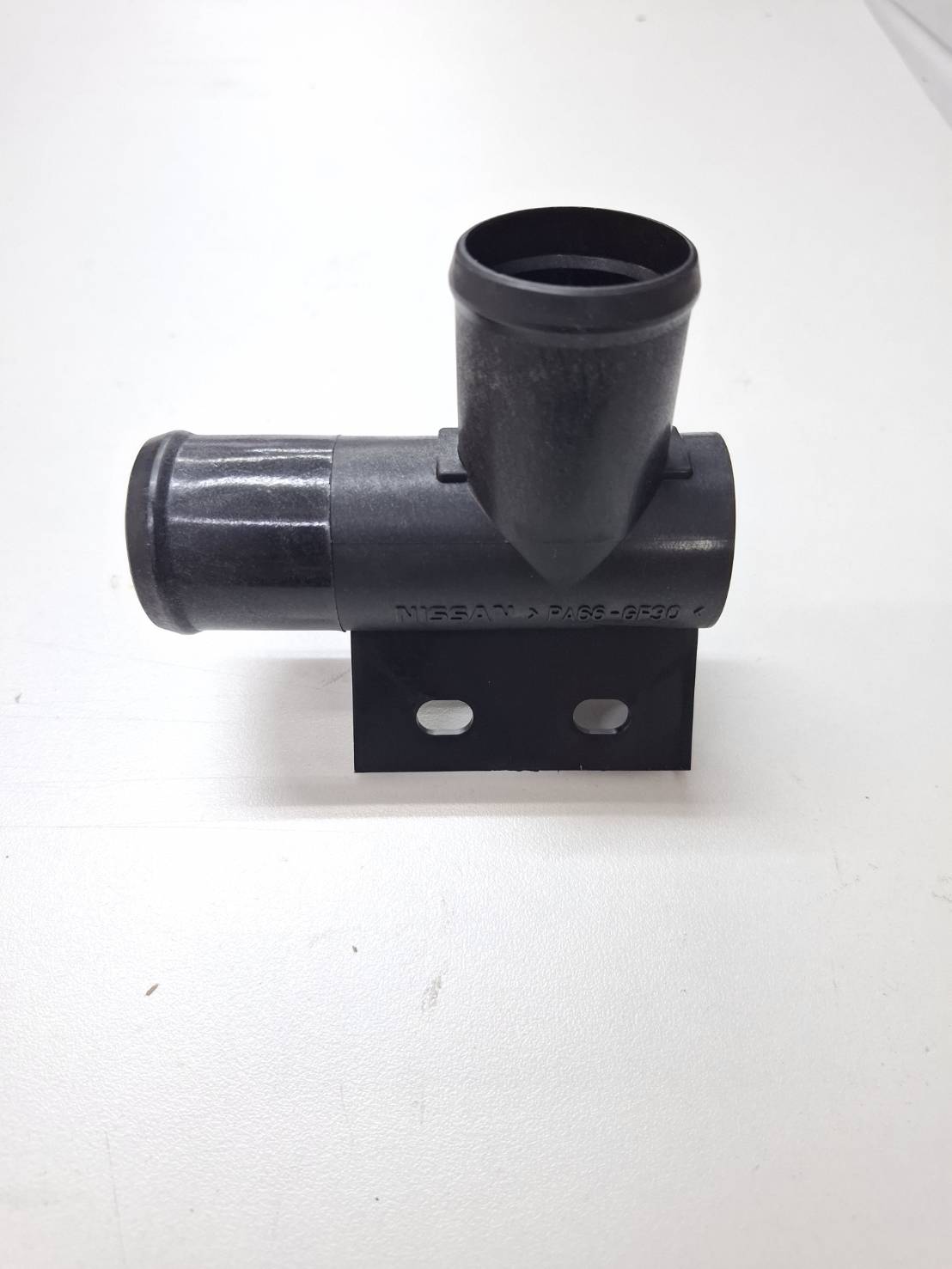 ท่อข้อต่อหม้อน้ำตัวบน NISSAN NAVARA NP300 D23 21517-4JN1A PIPE-RADIATOR ...