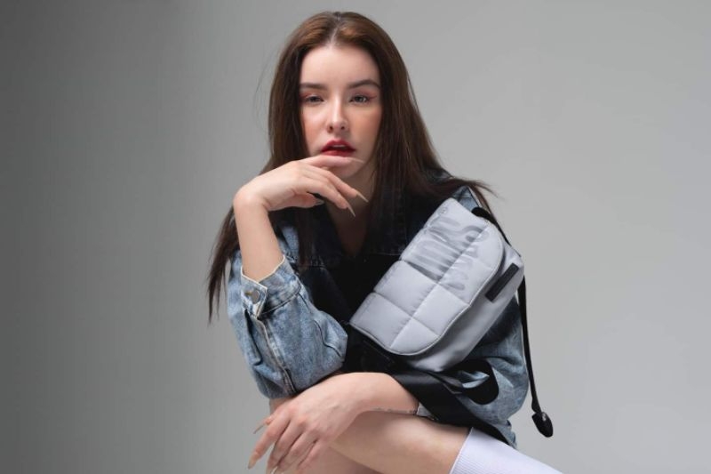 Hobs® กระเป๋าสะพายข้างนุ่มนิ่ม | FLUFFY TINY | Fabric crossbody bag | Shopee Thailand