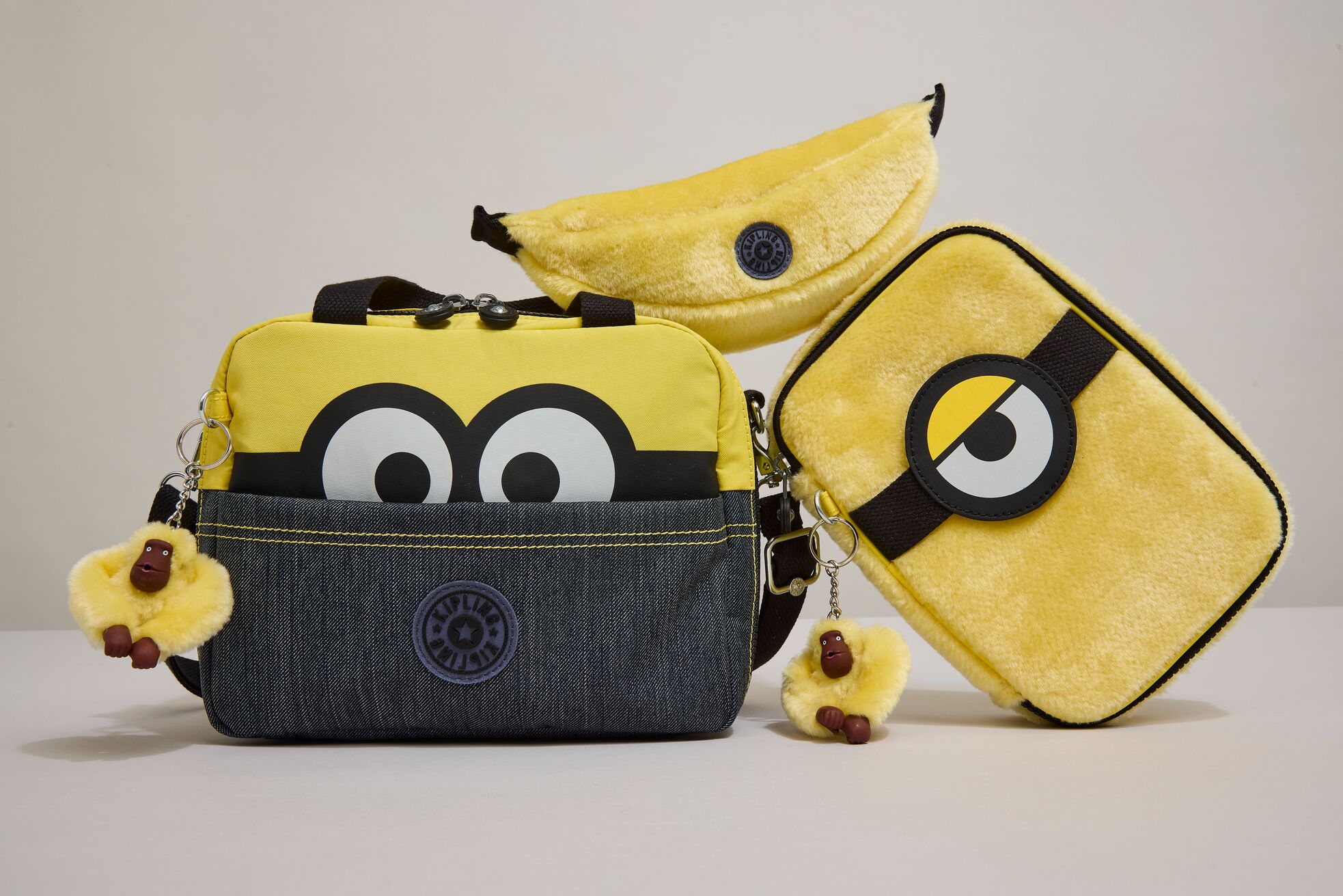 กระเป๋า Kipling รุ่น SUPERTABOO MINION JEANS BL,FQ | Shopee Thailand