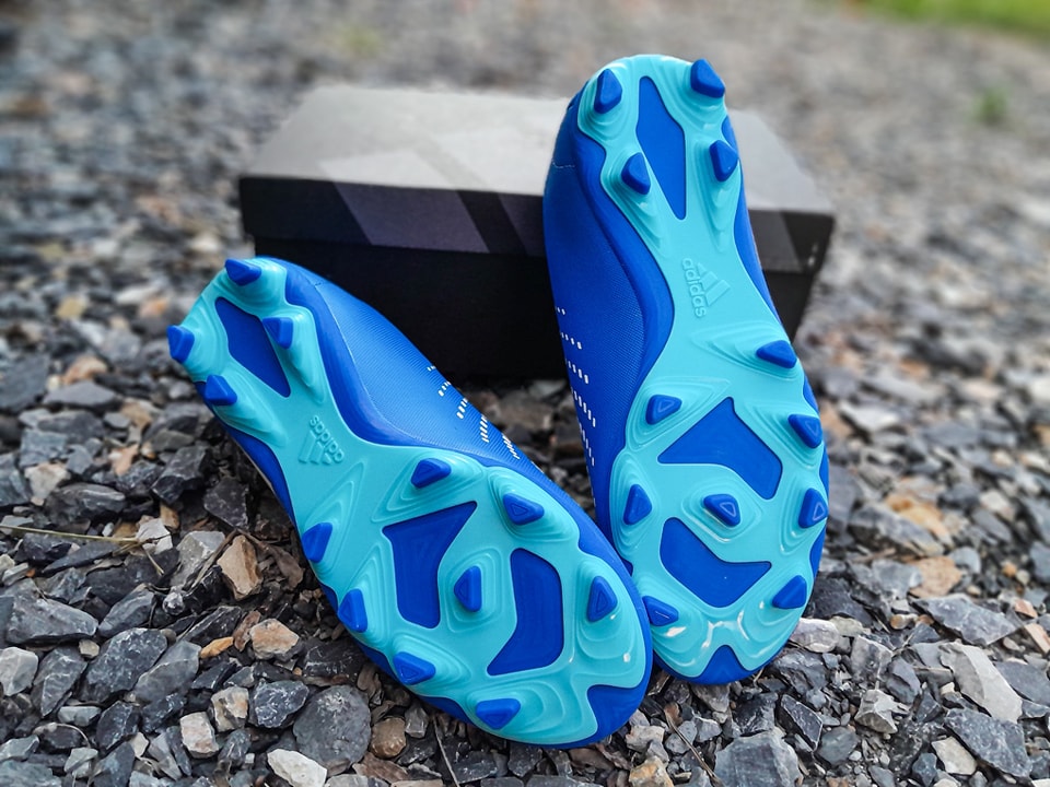 Adidas อาดิดาส รองเท้าฟุตบอล รองเท้าสตั๊ด FB Predator Accuracy.4 ...