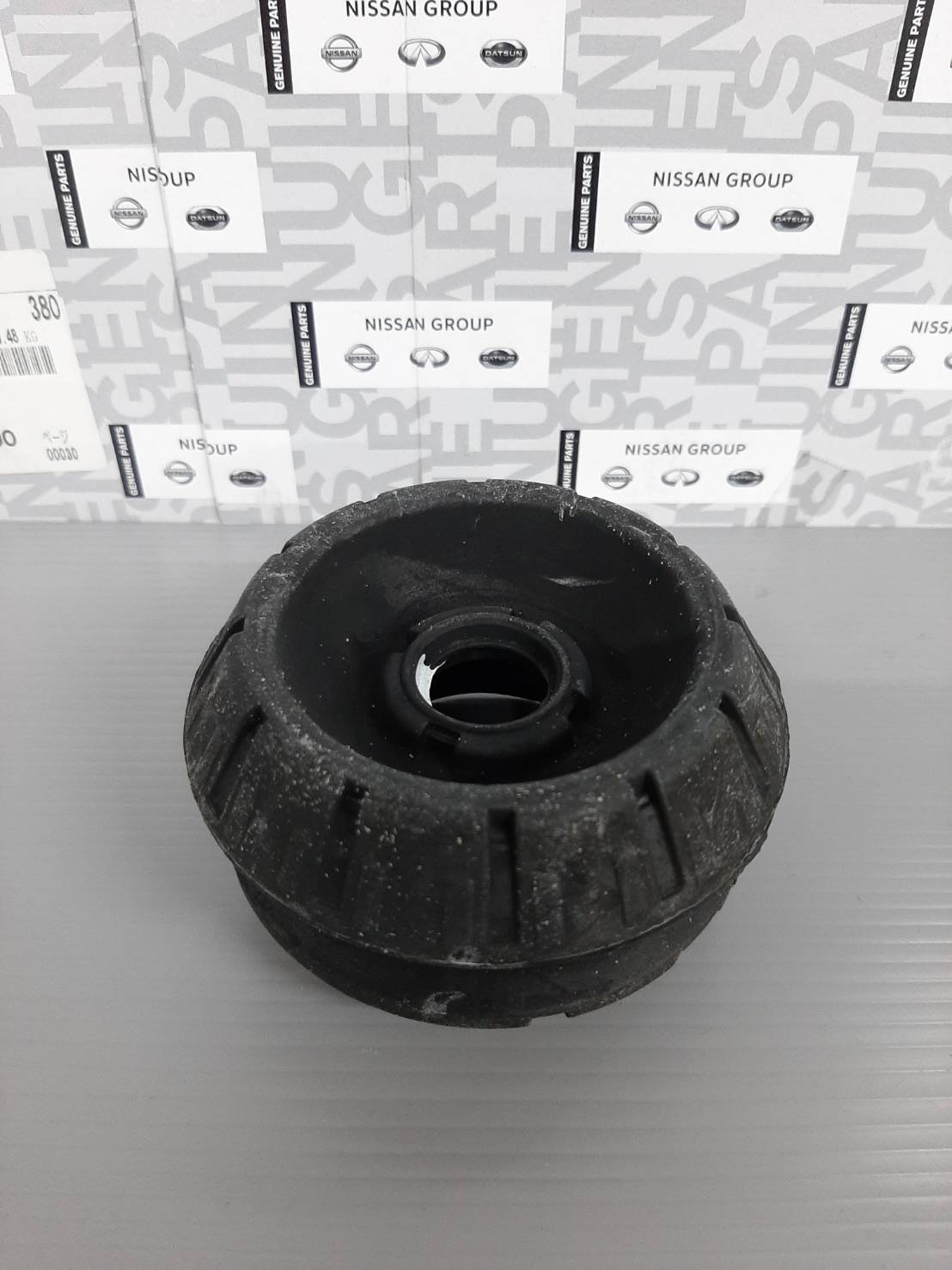 ชุดโช็คหน้า ซ้าย Nissan Almera , Note E4303-3BG0A (เป็นอะไหล่แท้ Nissan ...