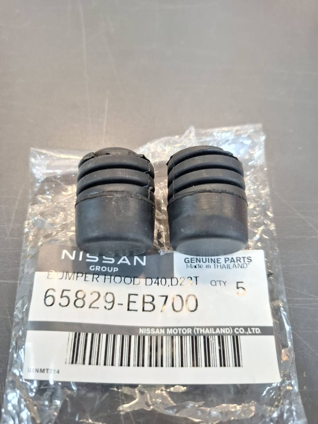 ยางกันกระแทกฝากระโปรงหน้า (ราคาต่อคู่) NISSAN NAVARA CALIBRE D40 ...