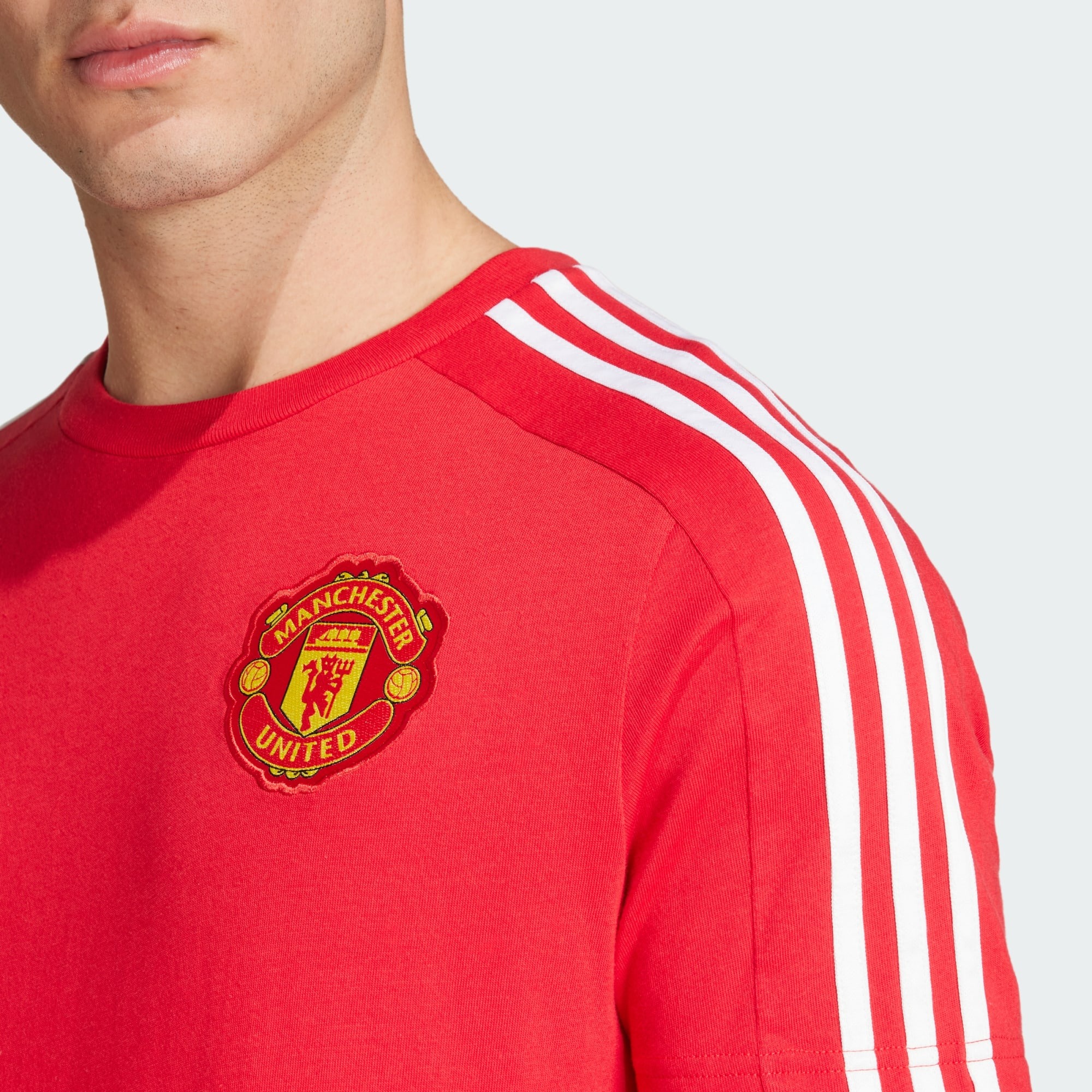Adidas เสื้อกีฬาผู้ชาย Manchester United DNA Tee | Mufc Red ( IT4162 ...