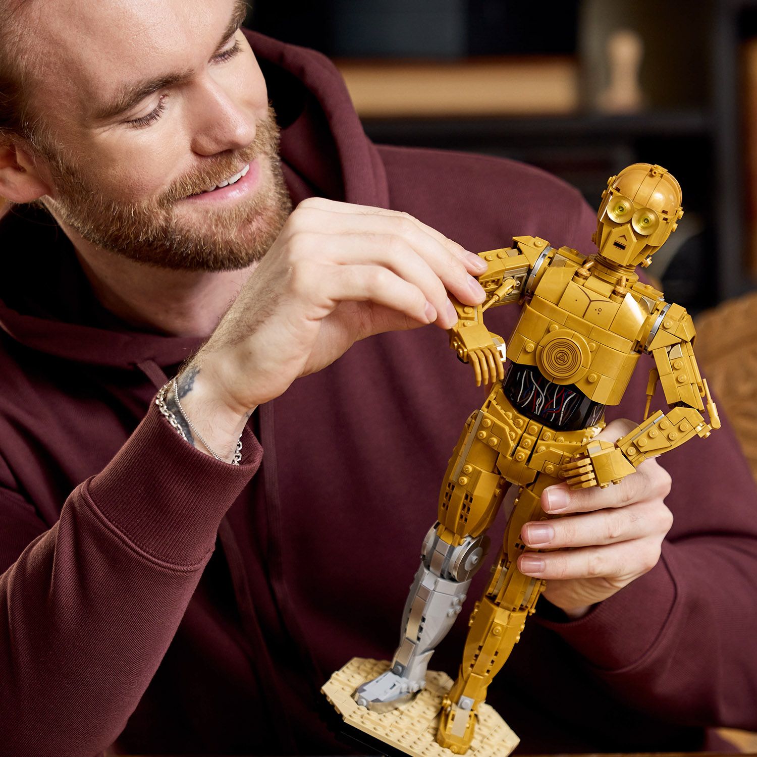 LEGO Star Wars 75398 C-3PO (1138pcs.), Building Blocks, Kids Toy ...