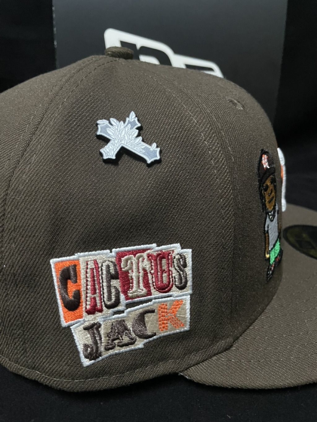 new era 59fifty travis scott แท้100% ส่งถึงบ้านแน่นอน | Shopee Thailand