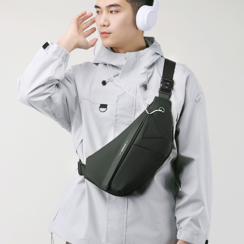 กระเป๋าคาดอก-คาดเอว ผ้าโพลีเอสเตอร์ ขยายช่องได้ กันน้ำ เรียบง่าย ใช้งาน ...