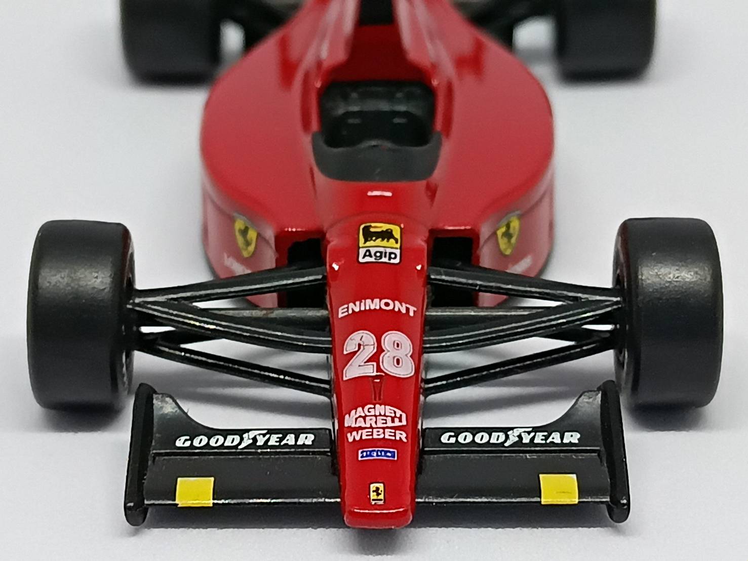 โมเดลรถ Kyosho Ferrari F1-89 (Late Version) NO.28 Gerhard Berger 1989 ...