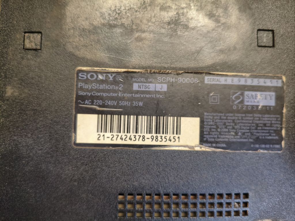 เครื่องplaystation ps2 รุ่น90006 มือสอง ไม่อ่านแผ่น เล่นผ่านเมมบูทได้ ...