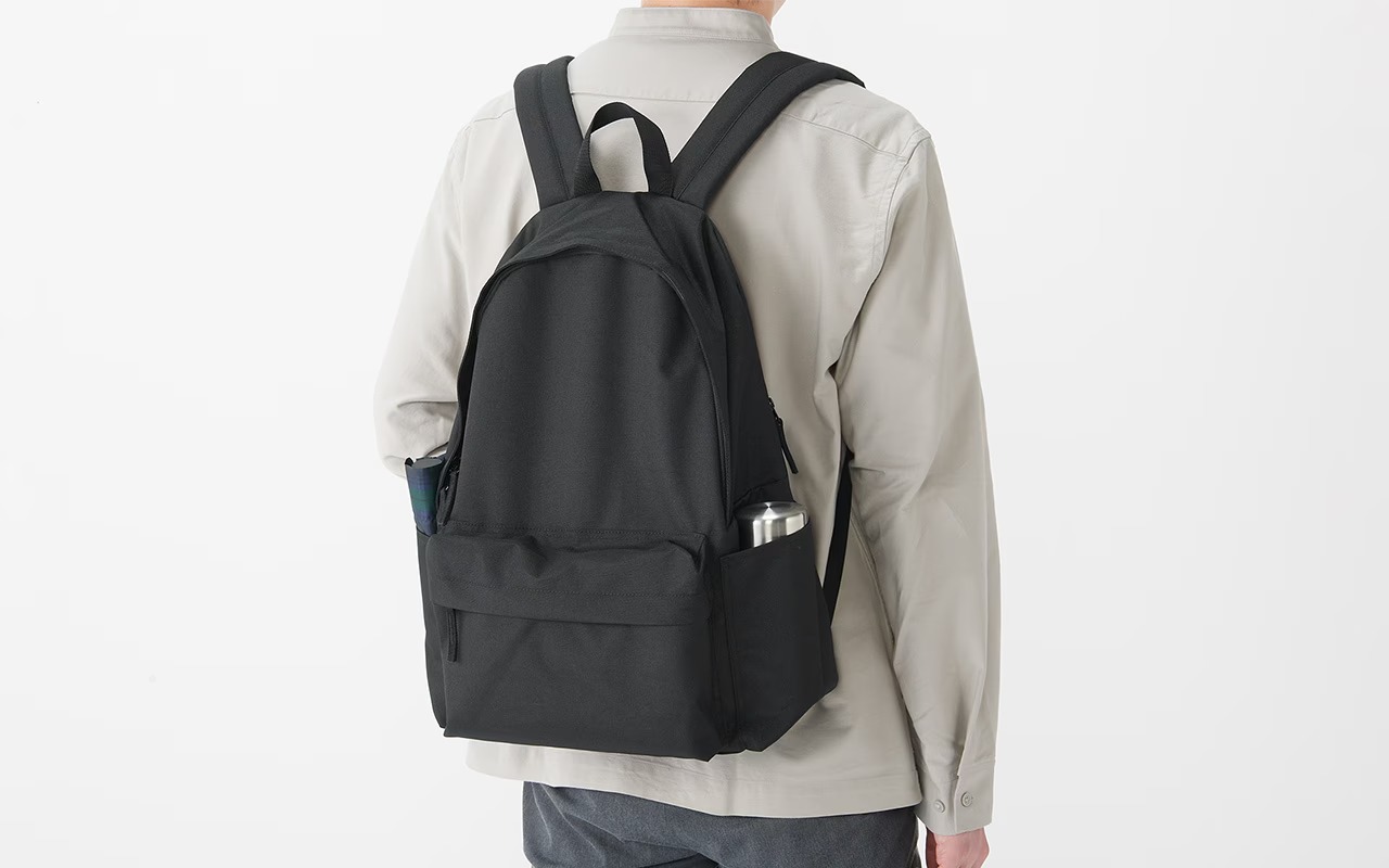 MUJI (มูจิ) Less Tiring Water Repellent Backpack / กระเป๋าเป้กันน้ำ ...