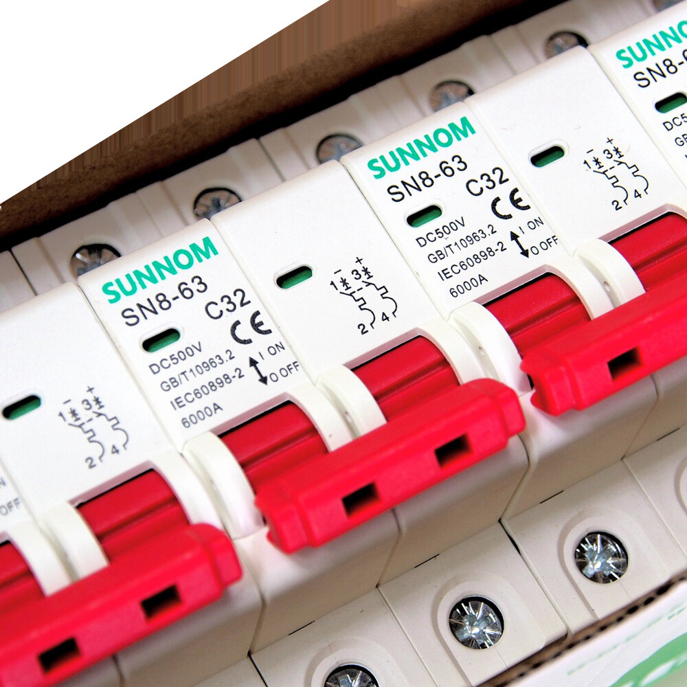DC MCB 2P 500V 32A/63A + DC Surge Protector 40kA/60kA กันฟ้า สำหรับโซ ...