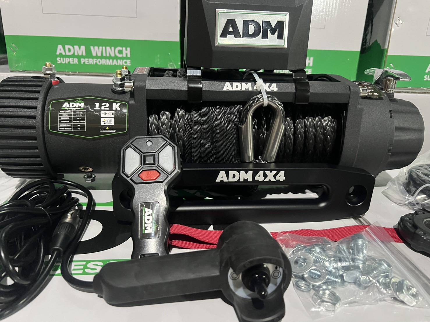 วินซ์ไฟฟ้า ADM 12000ปอน 12V รีโมท 2 ตัวแบบสายแล้วก็ไร้สาย วินลากรถเชือก ...