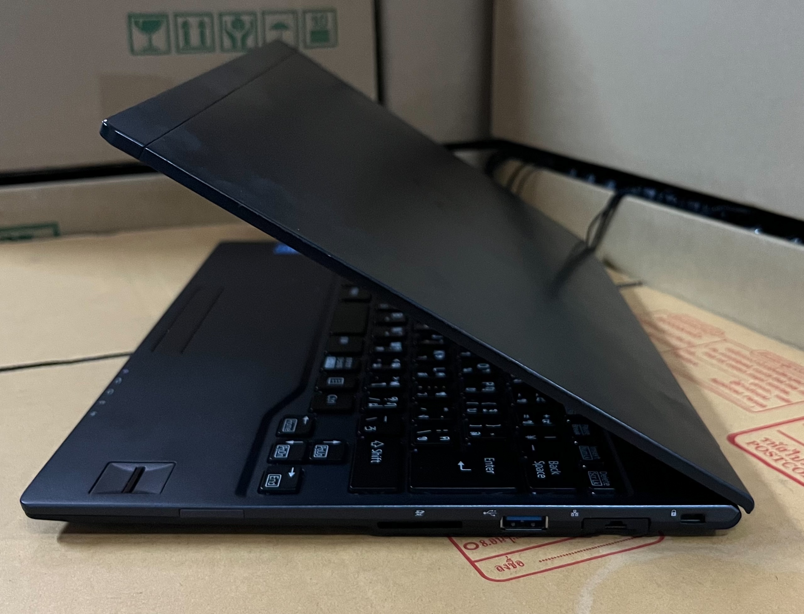 โน๊ตบุ๊คมือสอง FUJITSU U 938 / SCPU3965u lntel (R)celeronram8gb ssd 128 ...