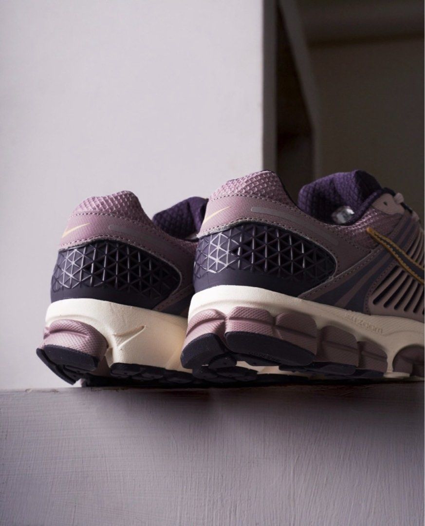 รองเท้าผ้าใบ Nike Zoom Vomero 5 “Platinum Violet” [ของแท้ NIKE ป้ายไทย ...