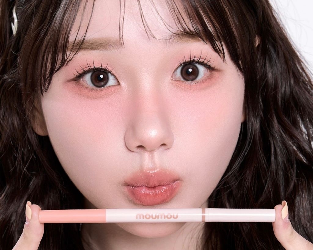 สีใหม่ 03 04 MOUMOU Aegyo flirting easy fit flat duo ทาตาดอลลี่อาย ...