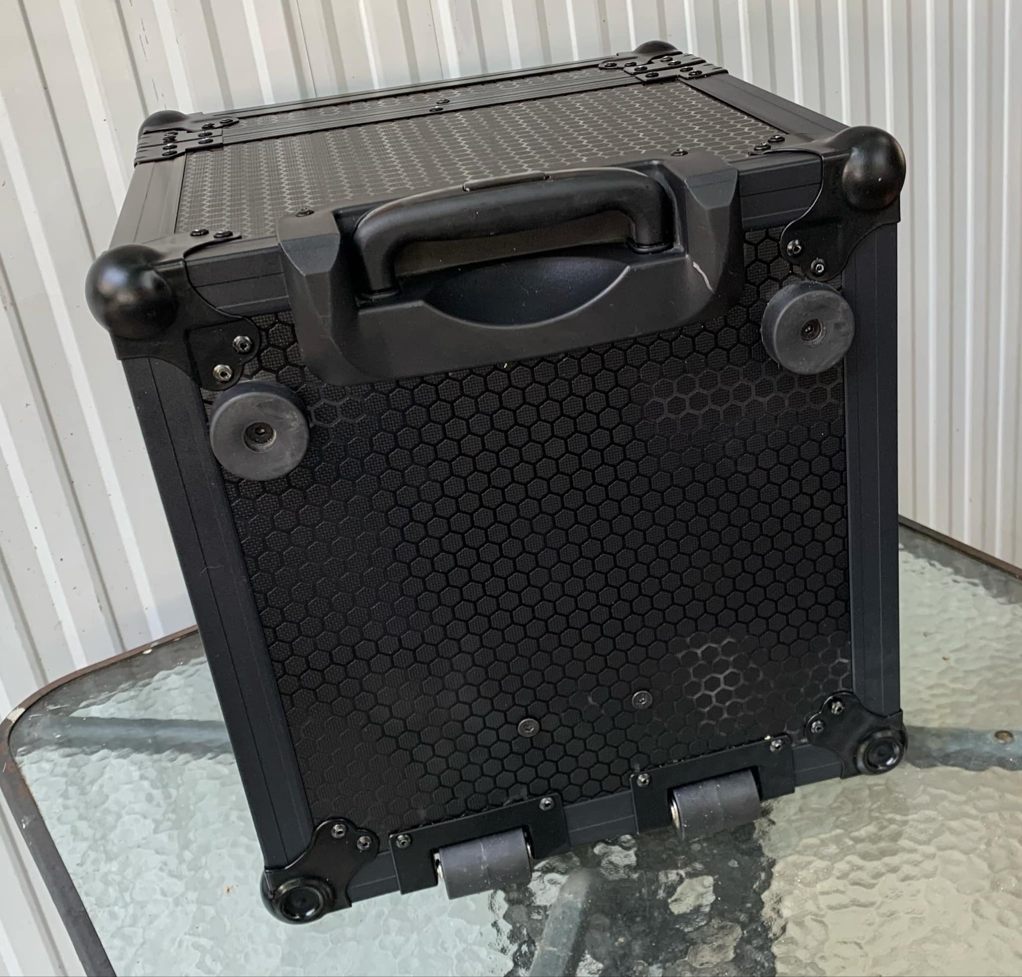 Vinyl Flight Case กล่องสำหรับใส่แผ่นเสียงไวนิล มีล้อลากสำหรับเคลื่อน ...
