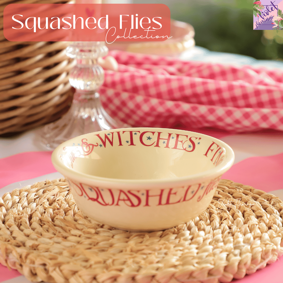 Violet Flamingo จานชามเซรามิคสีขาวลายตัวอักษรสีแดง รุ่น Squashed Flies ...