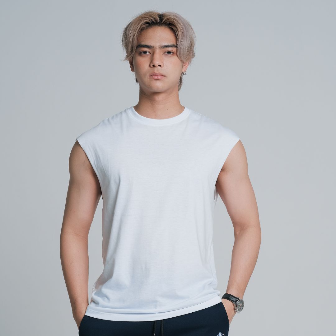 OLIVER MUSCLE เสื้อยืดแขนกุดทรงเกาหลี สีพื้น ผ้านุ่ม ใส่สบายไม่ร้อน ...