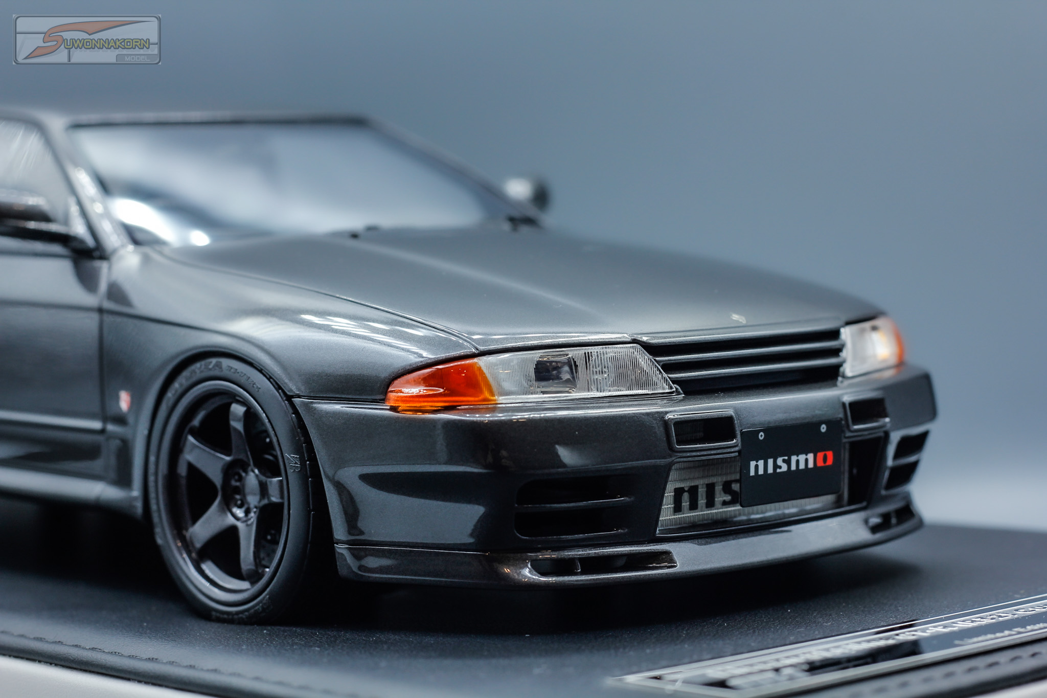 MOTORHELIX 1/18 Nissan Skyline GT-R(R32) Customized Version Gun Grey ...