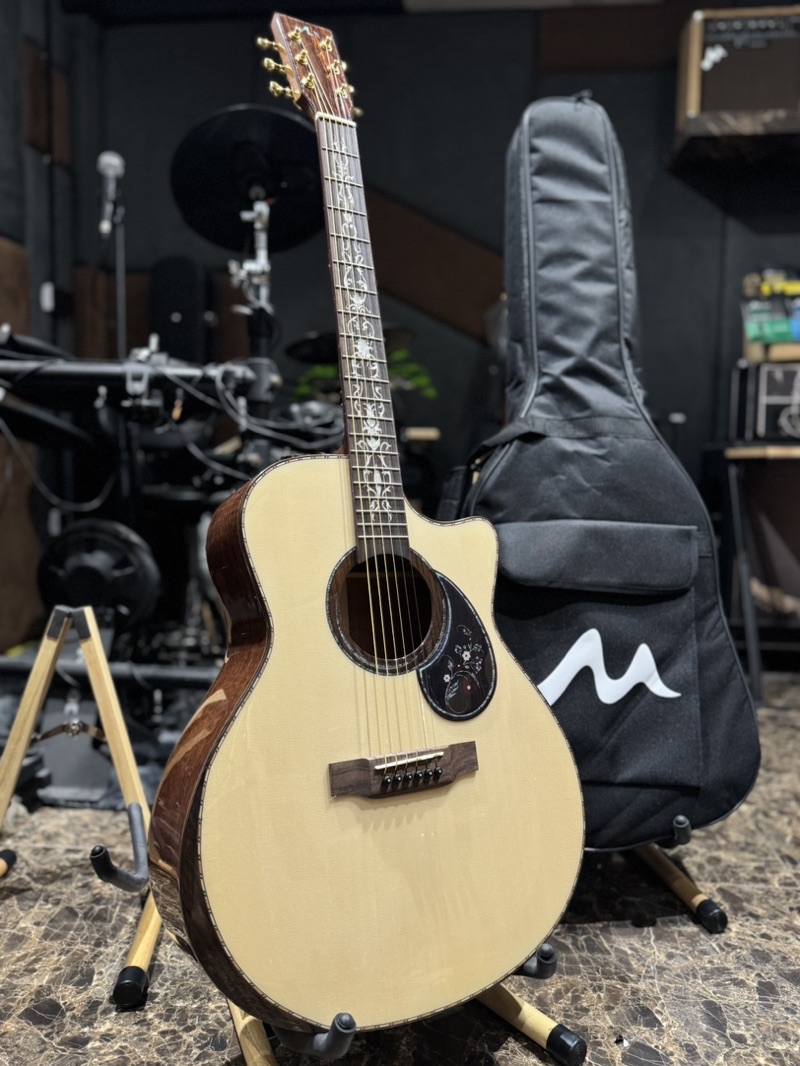 กีต้าร์โปร่ง Most M-13 all solid ไม้แท้ทั้งตัว มีอาร์มเรท โมส มิวสิค ...